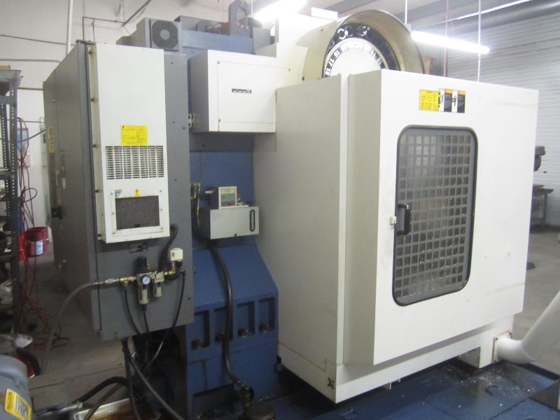 CNC MACHINING CENTERS: YCM XV-1020A VERTICAL MACHINING CENTER